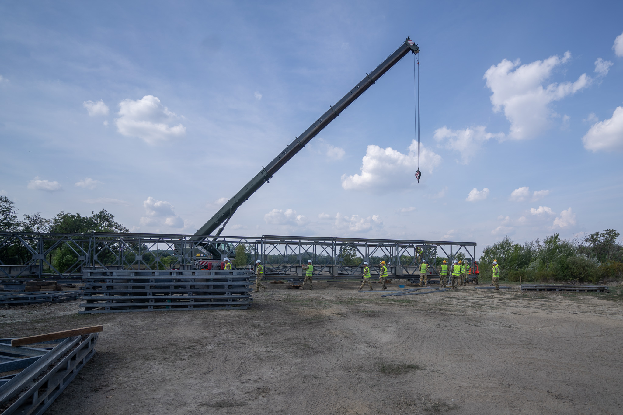 MABEY UNIVERSAL hídépítő szintentartó kiképzés zajlott alakulatunk ...