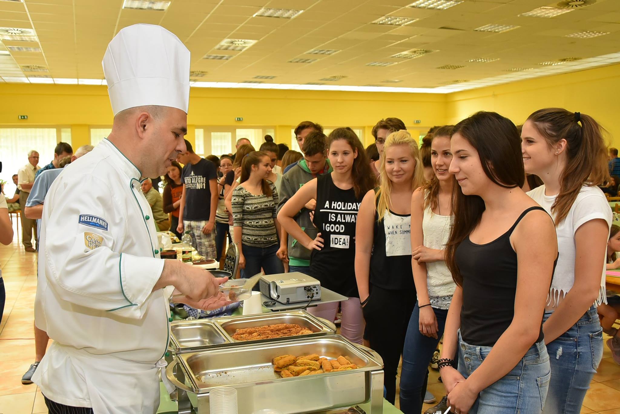 Spenót burger volt a menő, azaz a menü… - Szentesi Mozaik