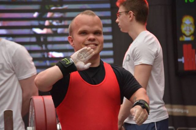 Műtét előtt világkupa... - Szentesi Mozaik