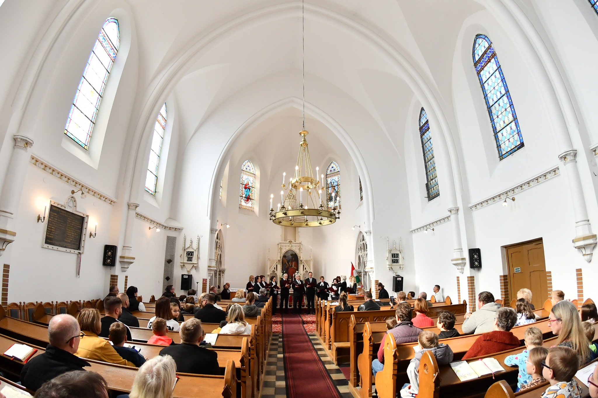 Megújult az evangélikus templom + egy ígéret megvalósulása… - Szentesi ...